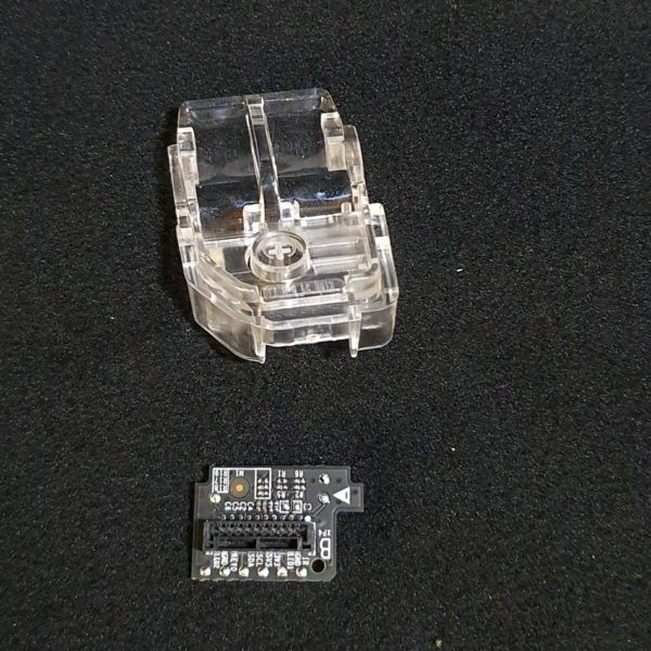 Module bouton power télé Hisense H65BE7200 Référence: RSAG7.820.8441 ...